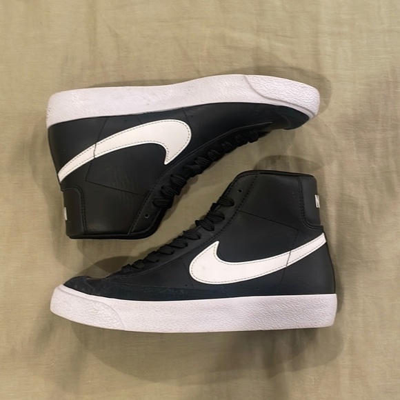 Nike | Shoes | Black High Top Nike Blazers Size 45y Fits A Womens 65 ...